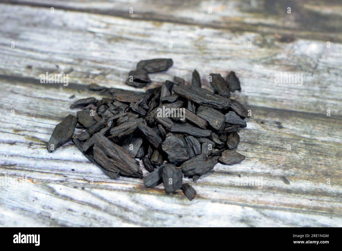 Burnt oud hi-res stock photography and images - Alamy