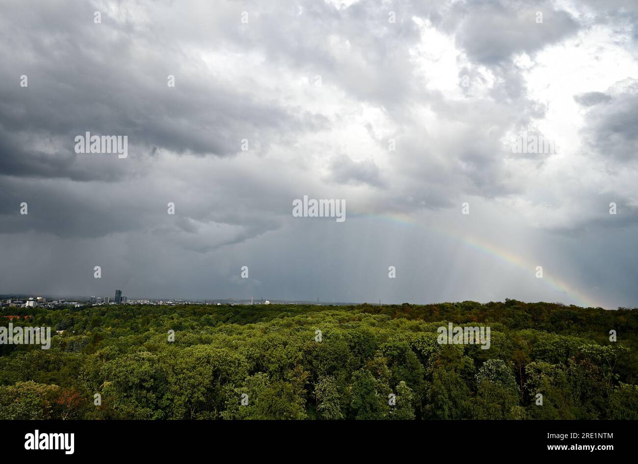 Weak rainbow hi-res stock photography and images - Alamy