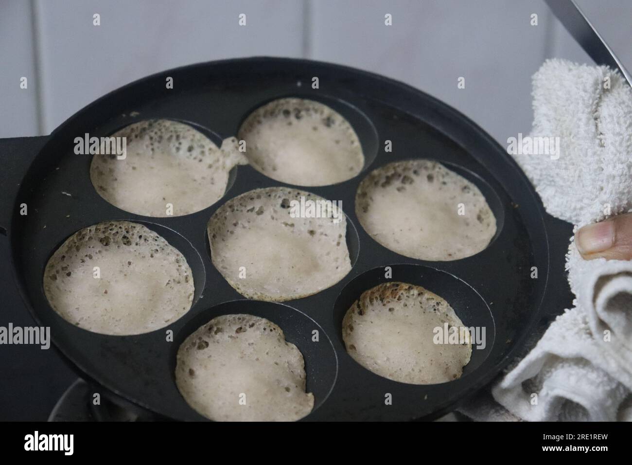 Rajmudi red rice hi-res stock photography and images - Alamy