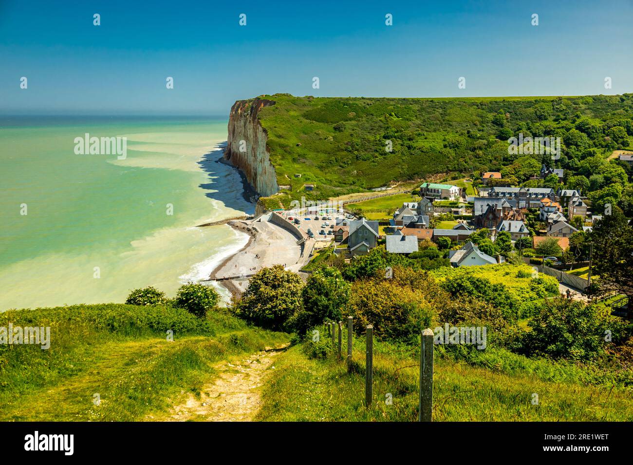 Beautiful discovery tour through the unique Normandy countryside ...