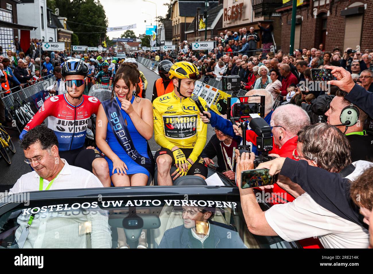 Prof criterion hi-res stock photography and images - Alamy