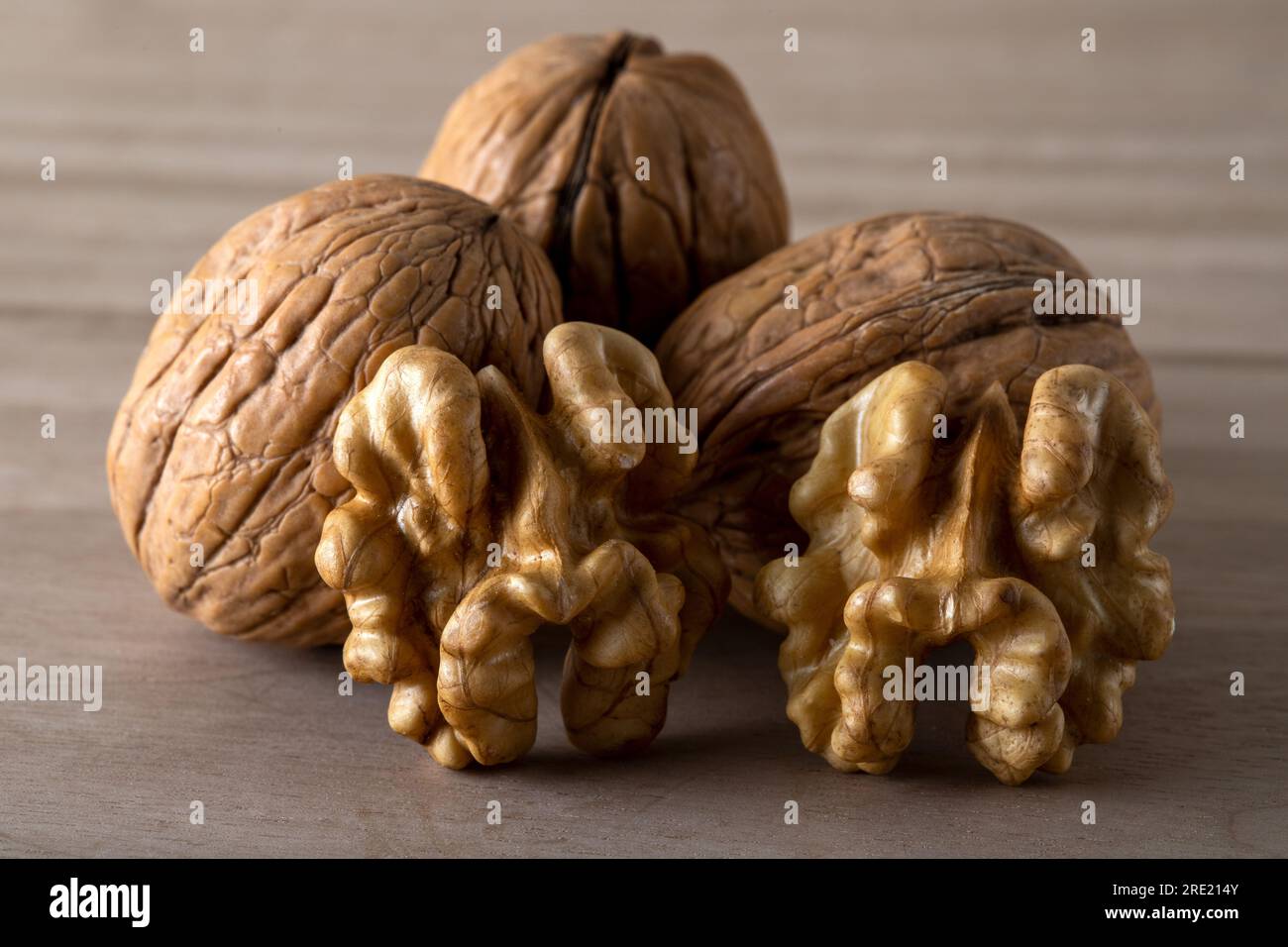 Half open walnuts hi-res stock photography and images - Alamy