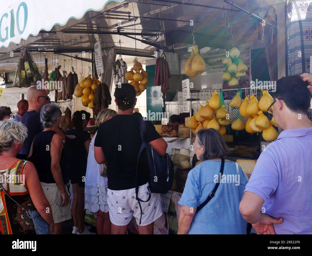Street market in Palau, Sardinia, Italy Stock Photo - Alamy