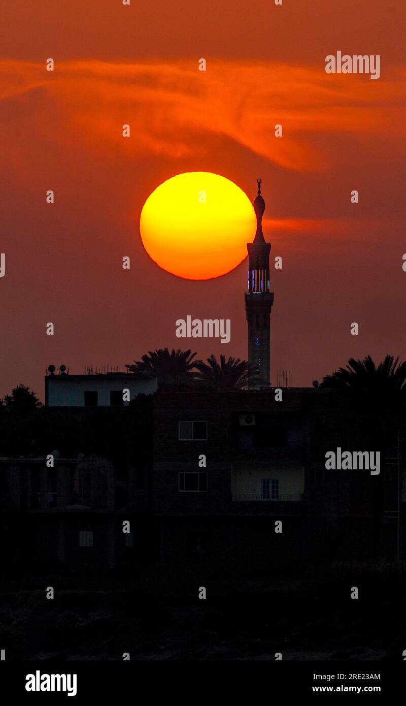 Photogenic setting hi-res stock photography and images - Alamy