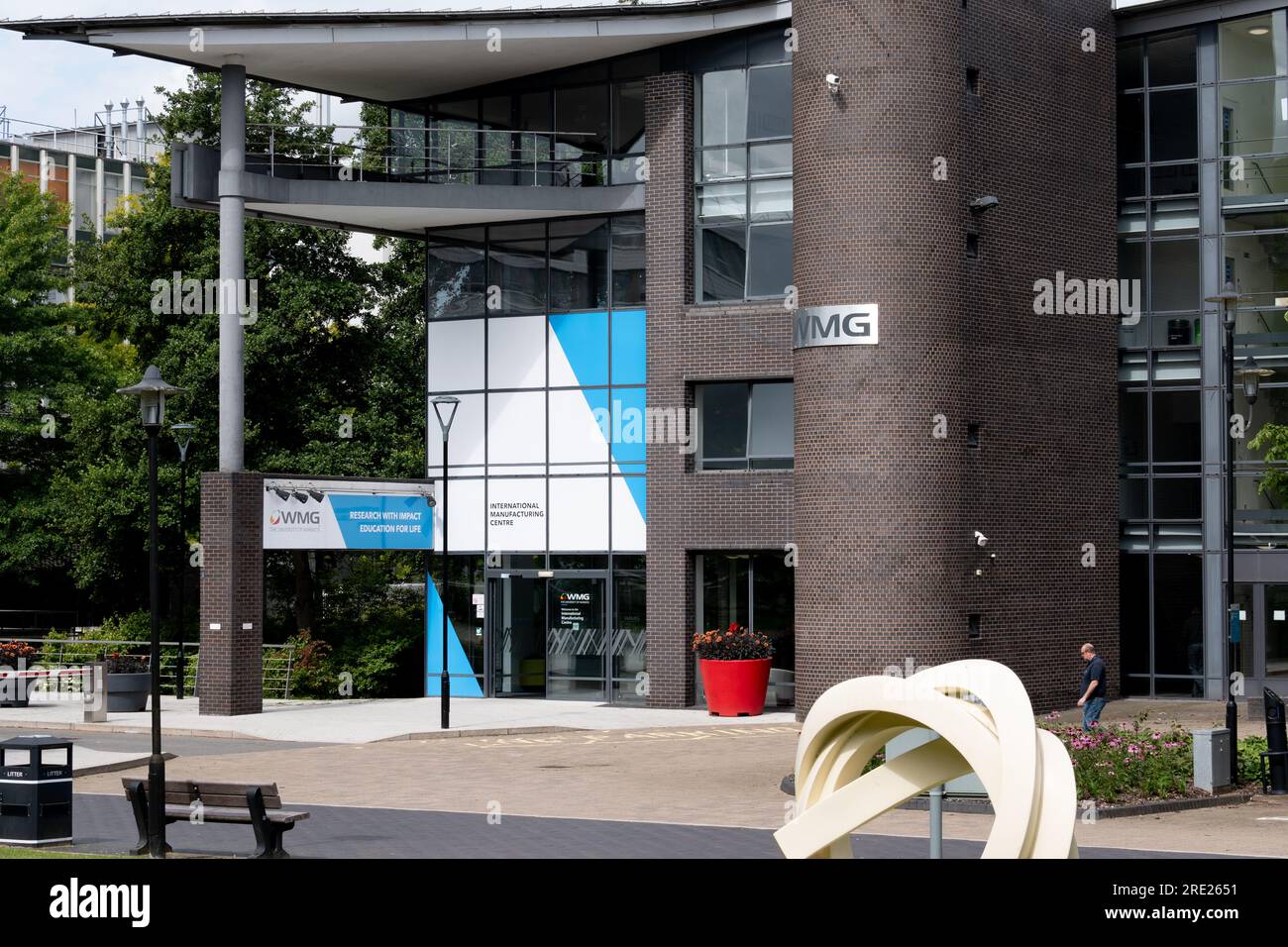 University centre building hi-res stock photography and images - Alamy