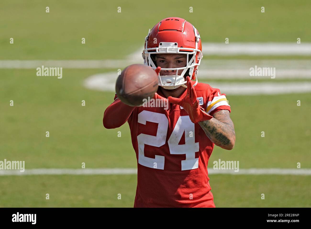 Kansas City Chiefs wide receiver Skyy Moore catches a ball during NFL ...