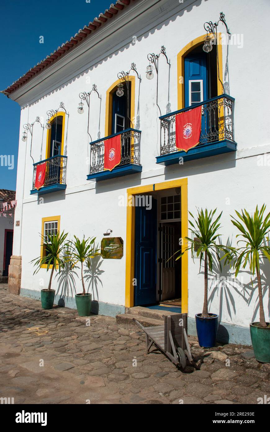 Majestic colonial mansion in the historic center of Paraty, Rio de ...