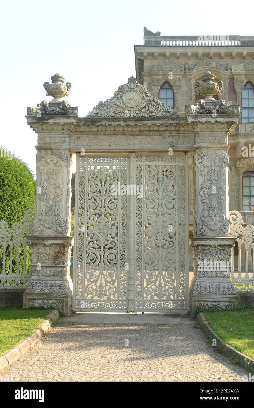 Küçüksu palace hi-res stock photography and images - Alamy