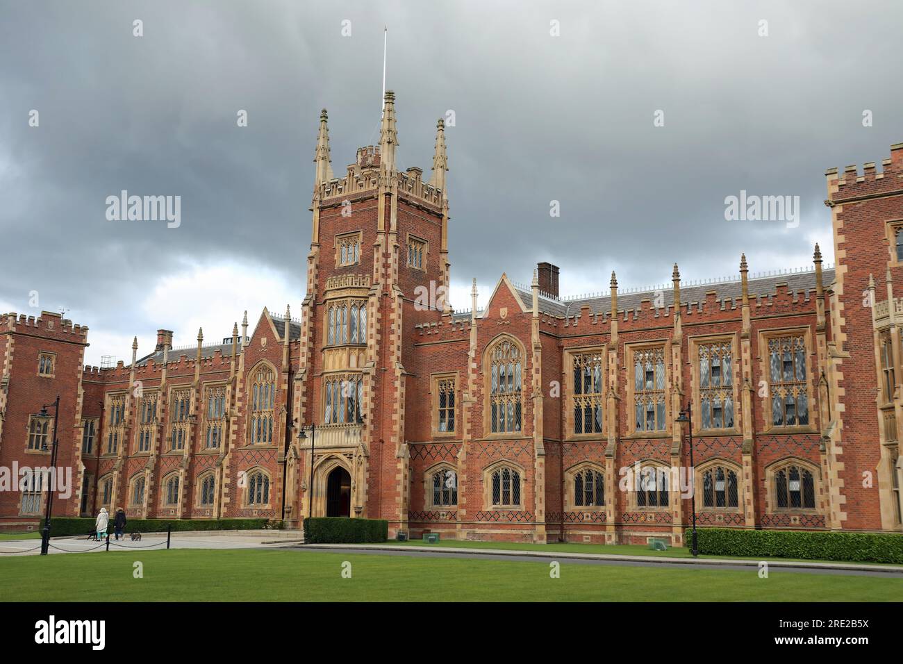 Queens campus hi-res stock photography and images - Alamy