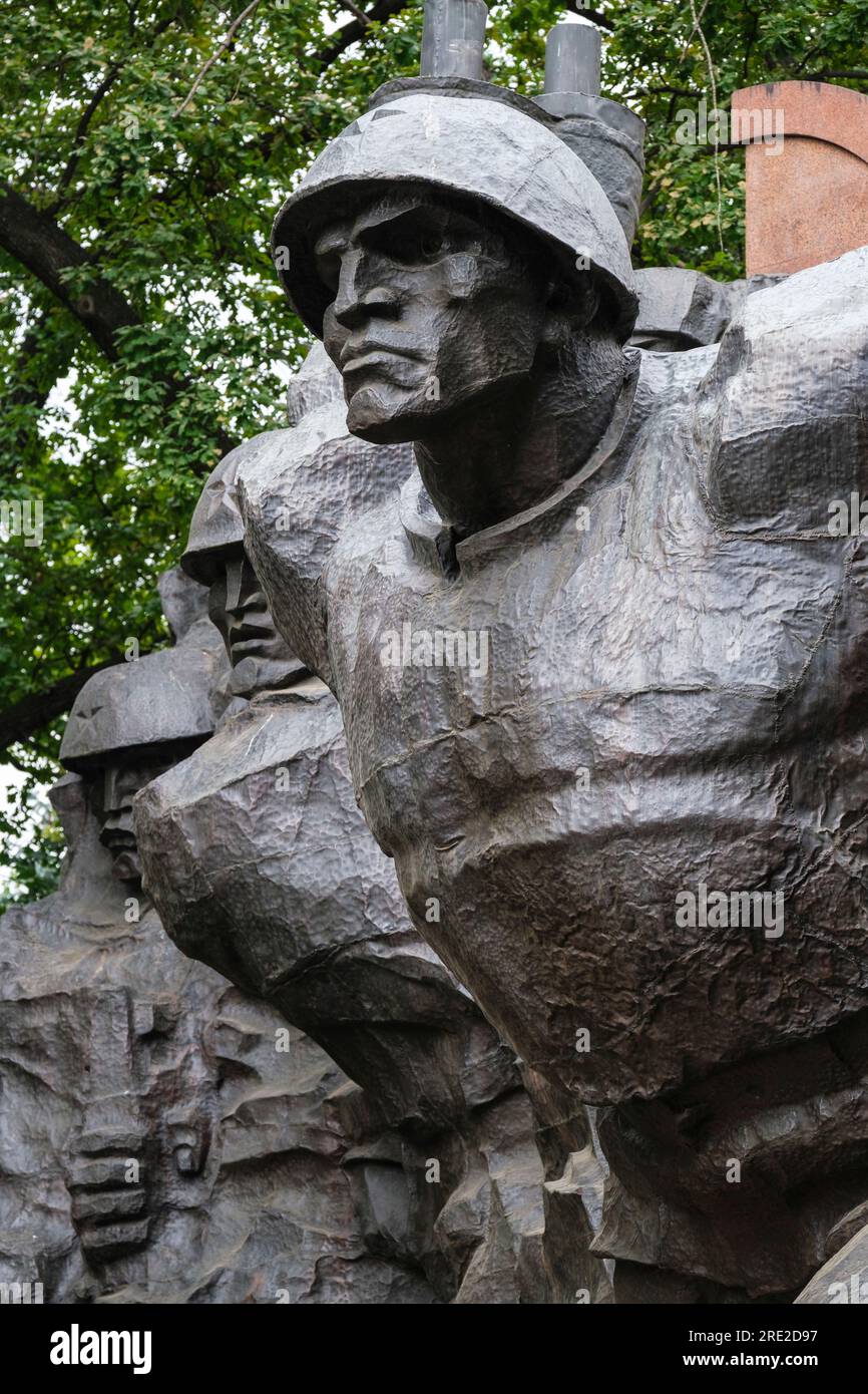 Soviet war monument hi-res stock photography and images - Alamy