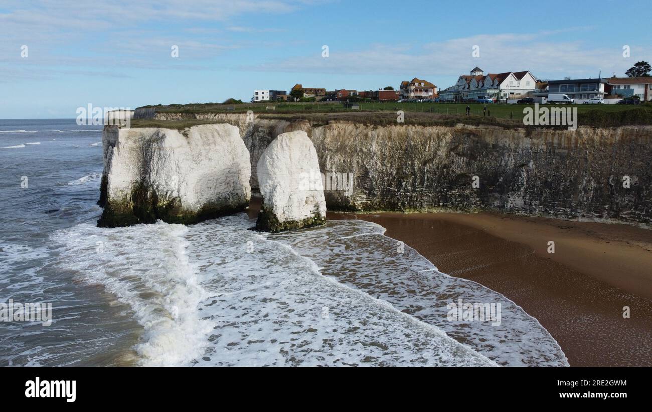 Botany Bay, Kingsgate, UK; White cliffs and high tide at Botany Bay ...