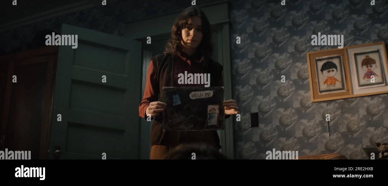 COBWEB, Lizzy Caplan, 2023. © Lionsgate / Courtesy Everett Collection ...