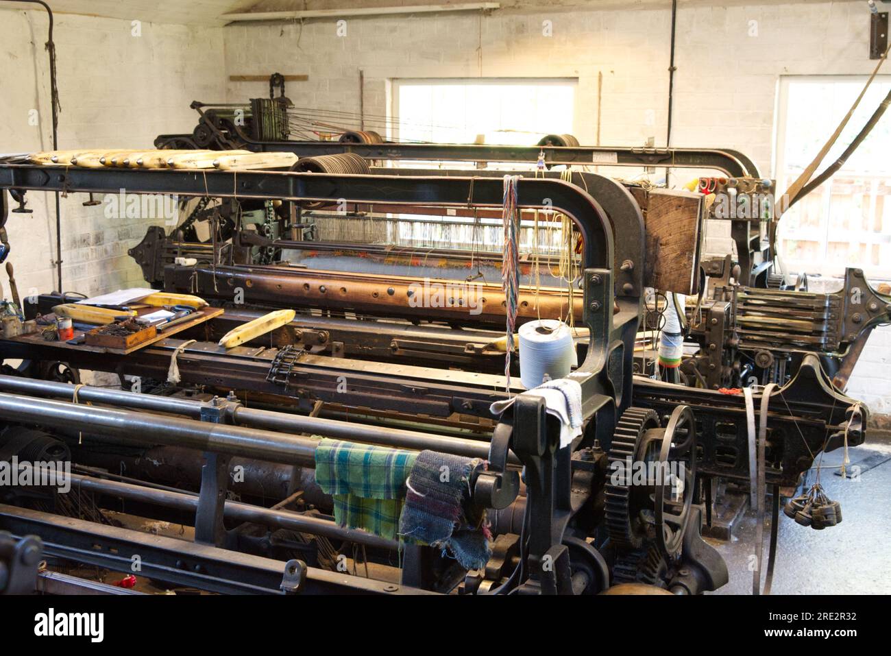 Traditional looms hi-res stock photography and images - Alamy