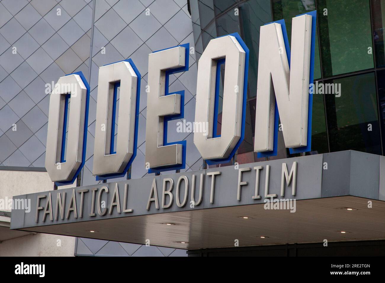 Odeon cinema sign hi-res stock photography and images - Alamy