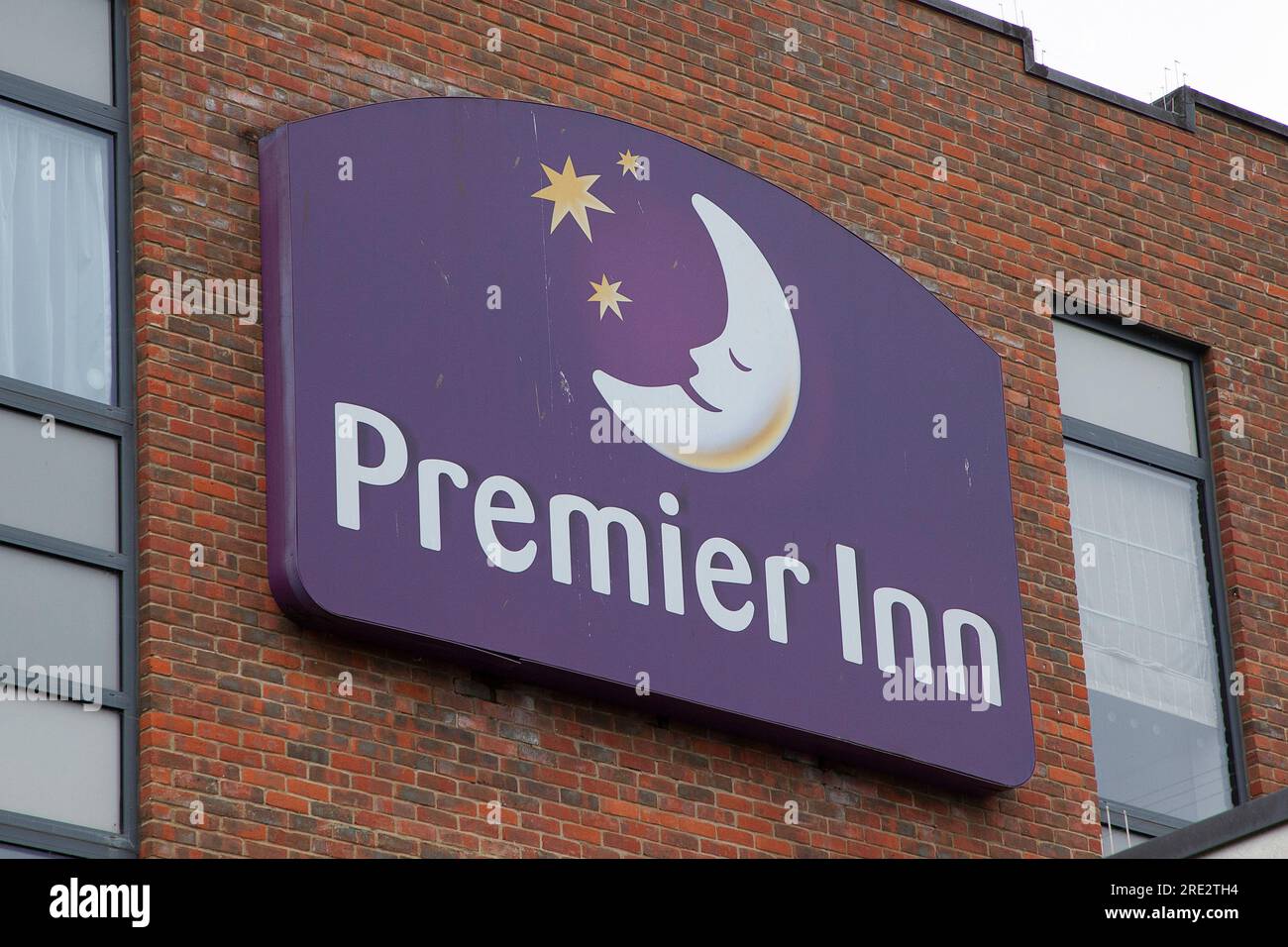 Premier inn logo sign hi-res stock photography and images - Alamy