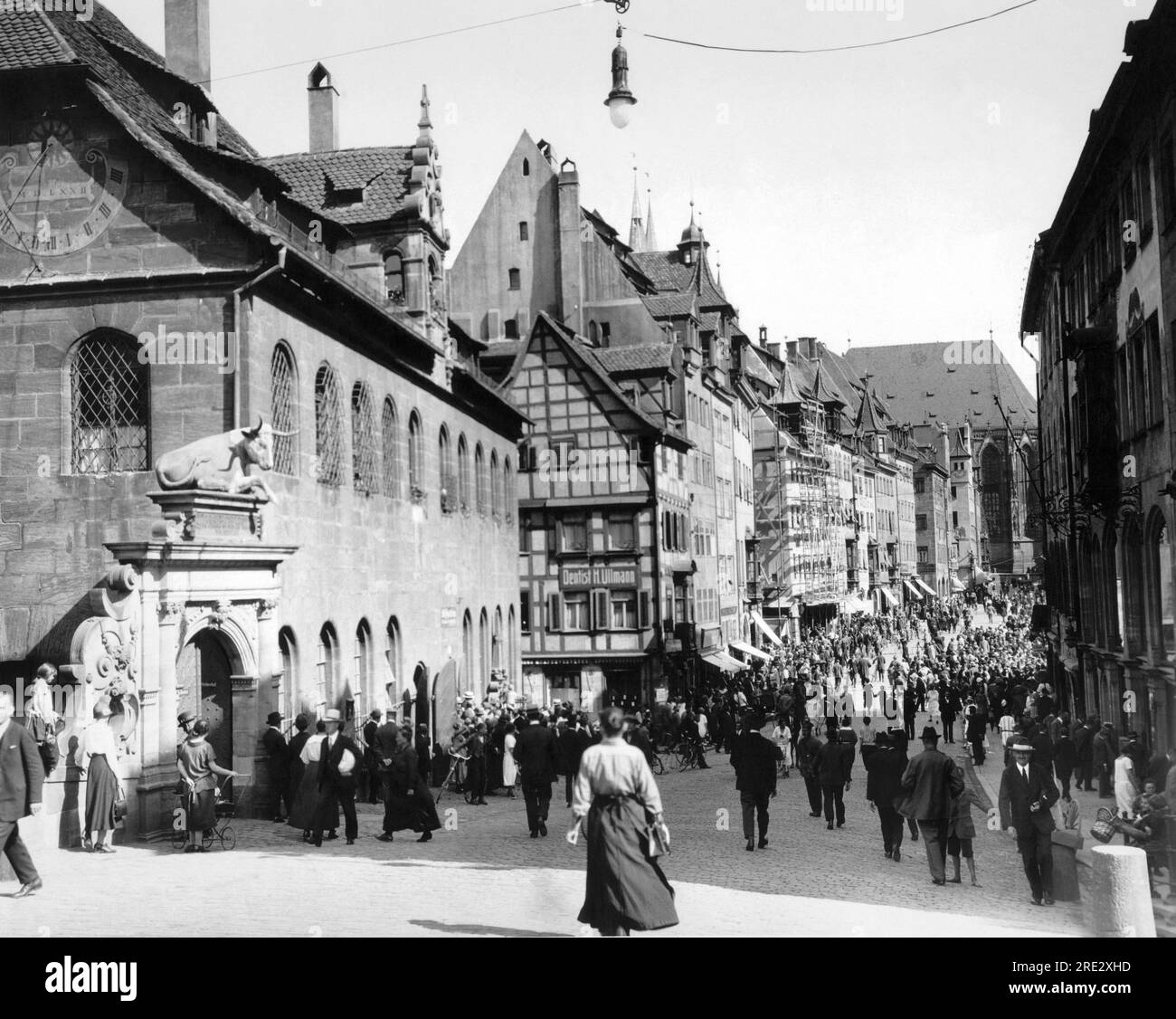 Nuremberg, Germany: c.1924 A busy street scene in Nuremberg Stock Photo ... Nuremberg, Germany: c.1924 A busy street scene in Nuremberg Stock Photo ...