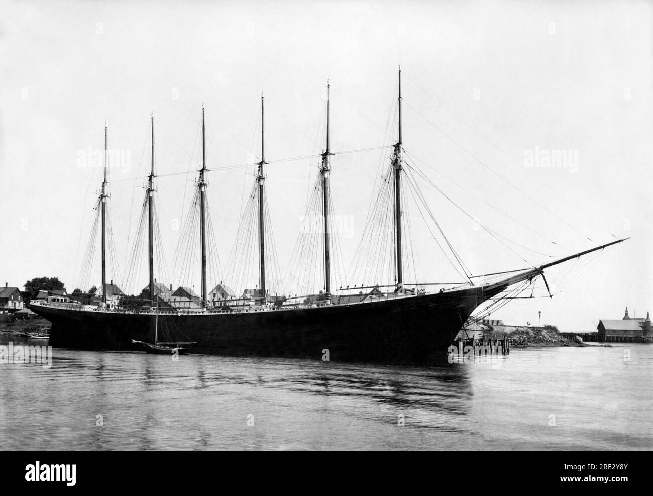 Six masted schooner hi-res stock photography and images - Alamy