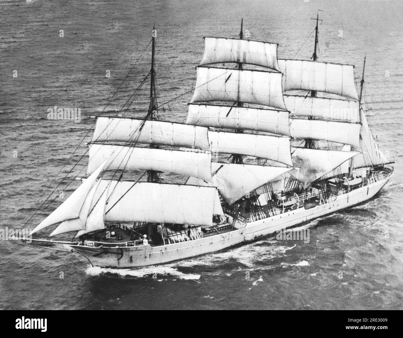 Swedish barque Black and White Stock Photos & Images - Alamy