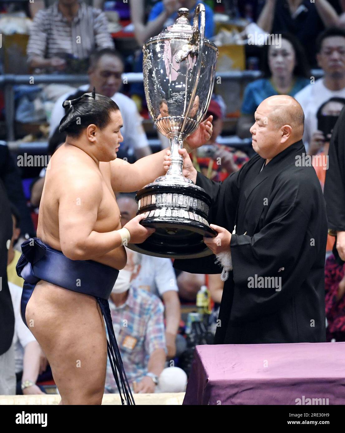 Sekiwake Hoshoryu receives the Emperor's Cup from Japan Sumo ...