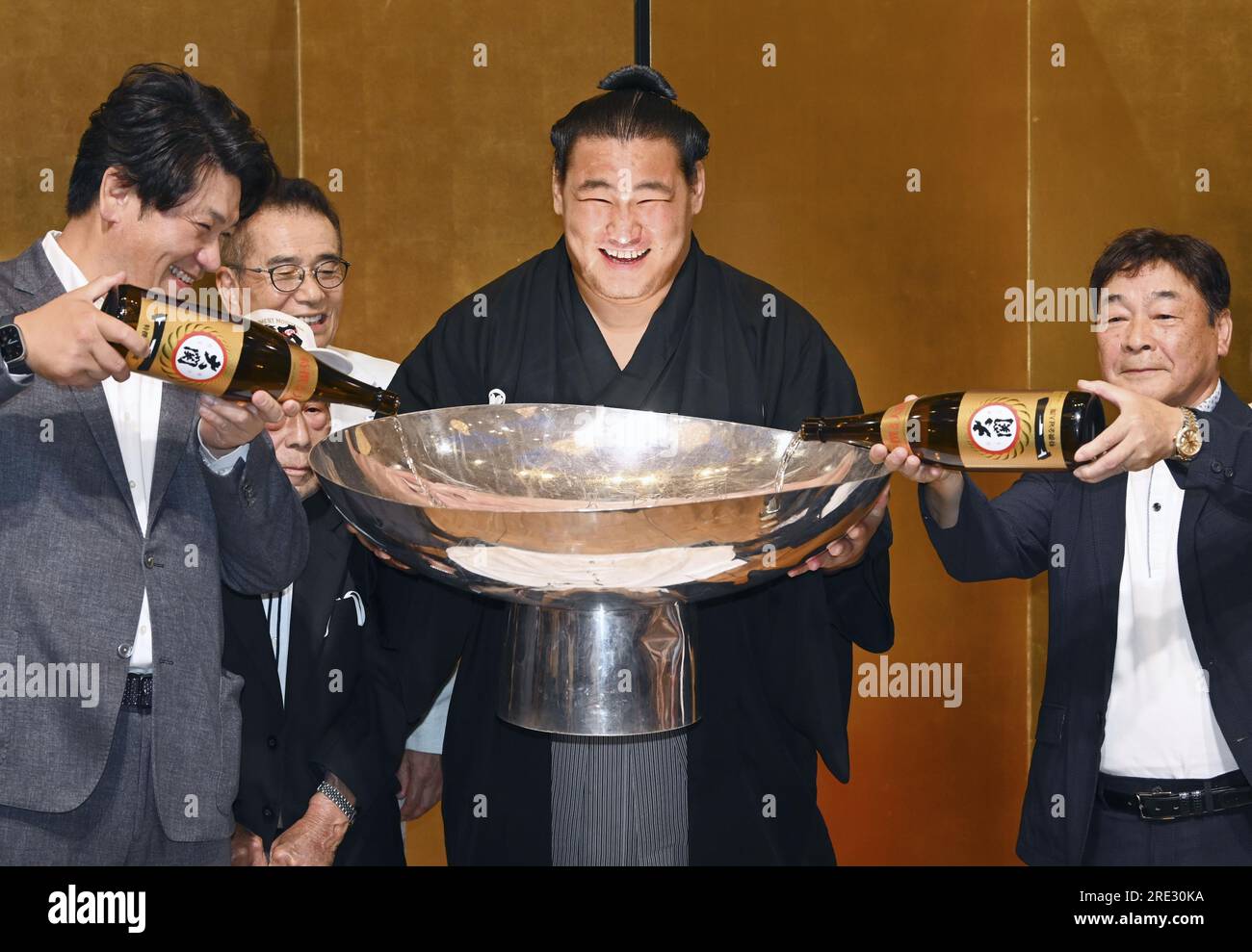 Sekiwake Hoshoryu celebrates after winning his first career top ...