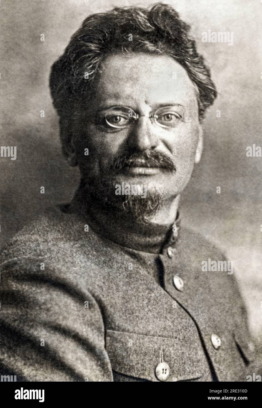Leon trotsky in 1924 hi-res stock photography and images - Alamy