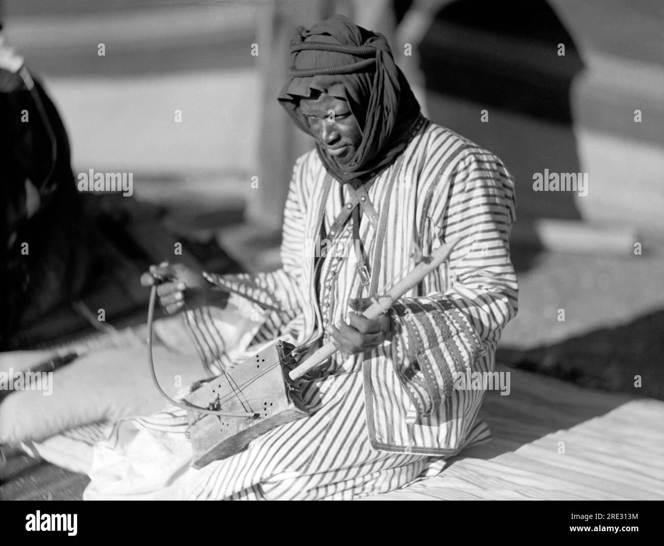 Bedouin musical instrument hi-res stock photography and images - Alamy