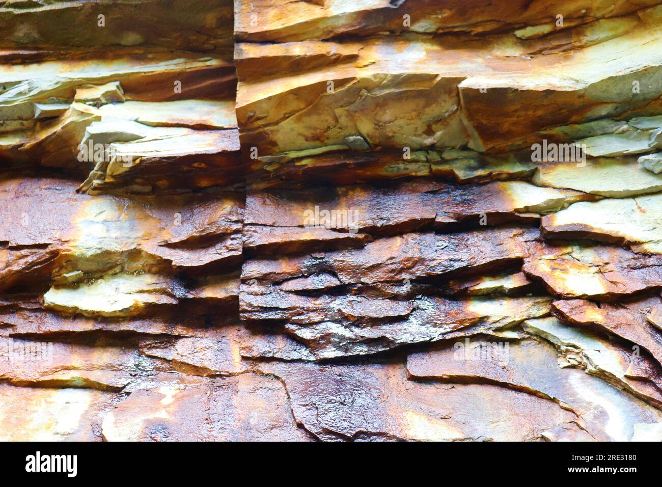 Earth colored wall hi-res stock photography and images - Alamy