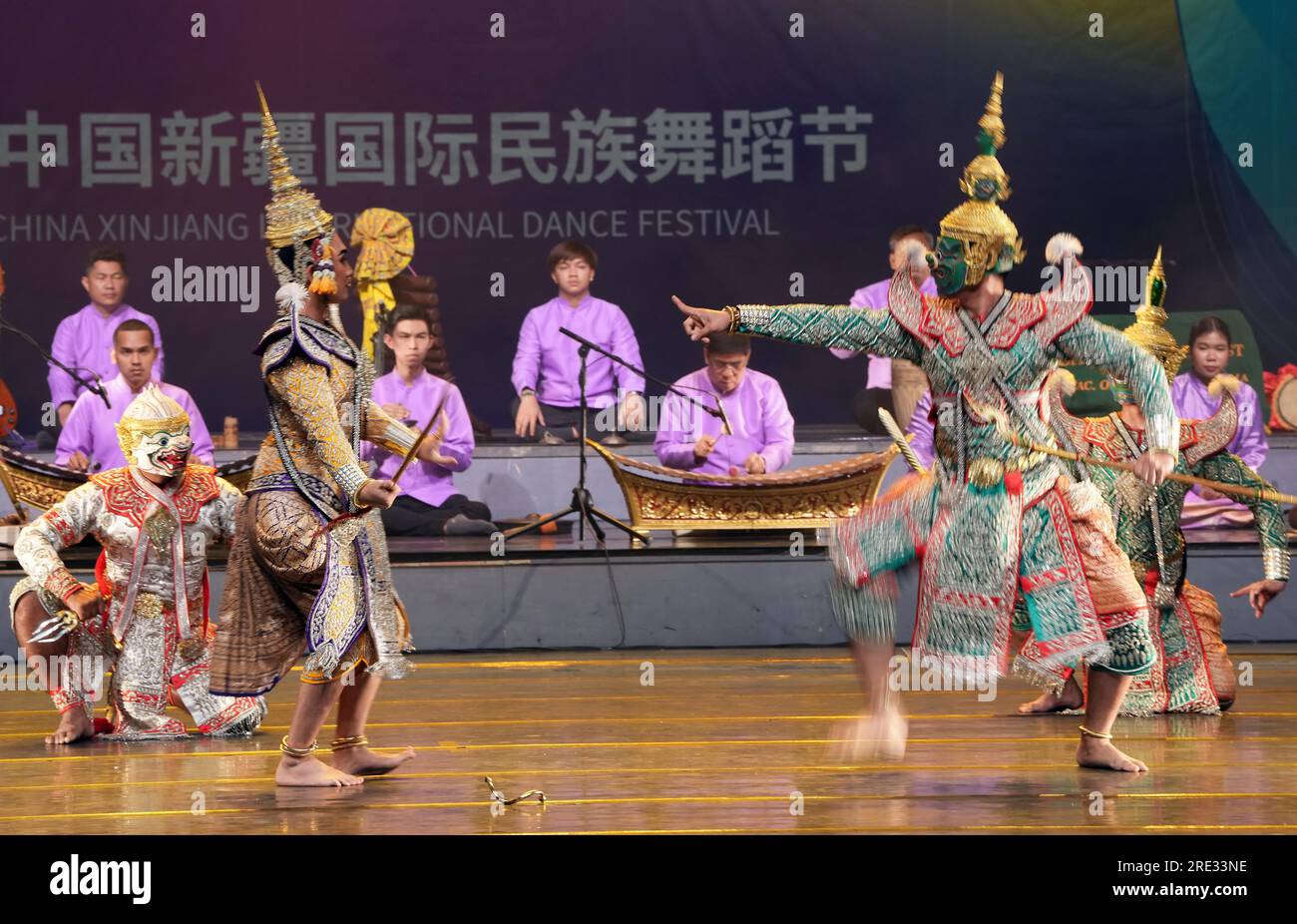 **CHINESE MAINLAND, HONG KONG, MACAU AND TAIWAN OUT** Artists from ...