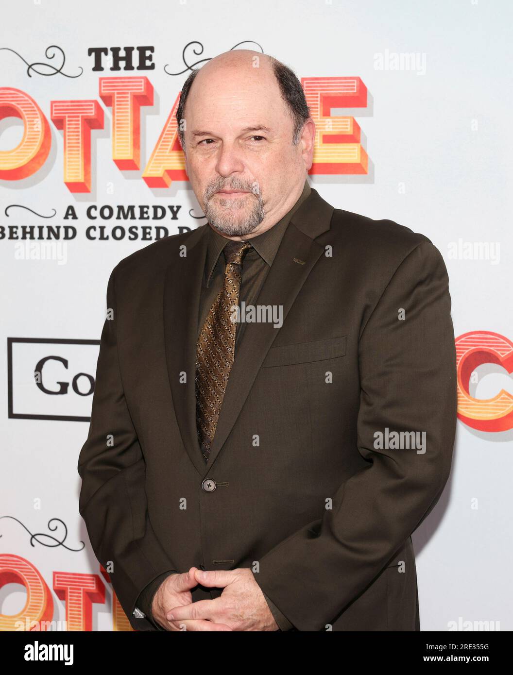 Jason Alexander arrives at "The Cottage" Broadway opening night at The ...