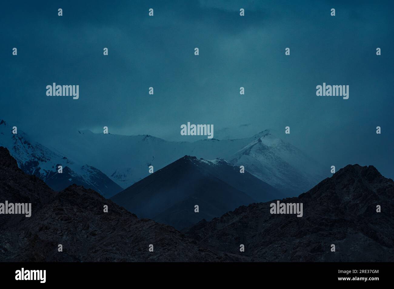A Mesmerizing Scenic View Of Mountain Range From The City Of Leh Stock ...