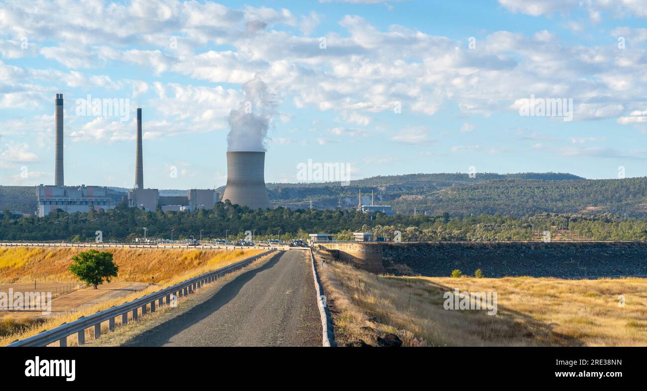 The Callide coal fired power station near Biloela in Queensland ...