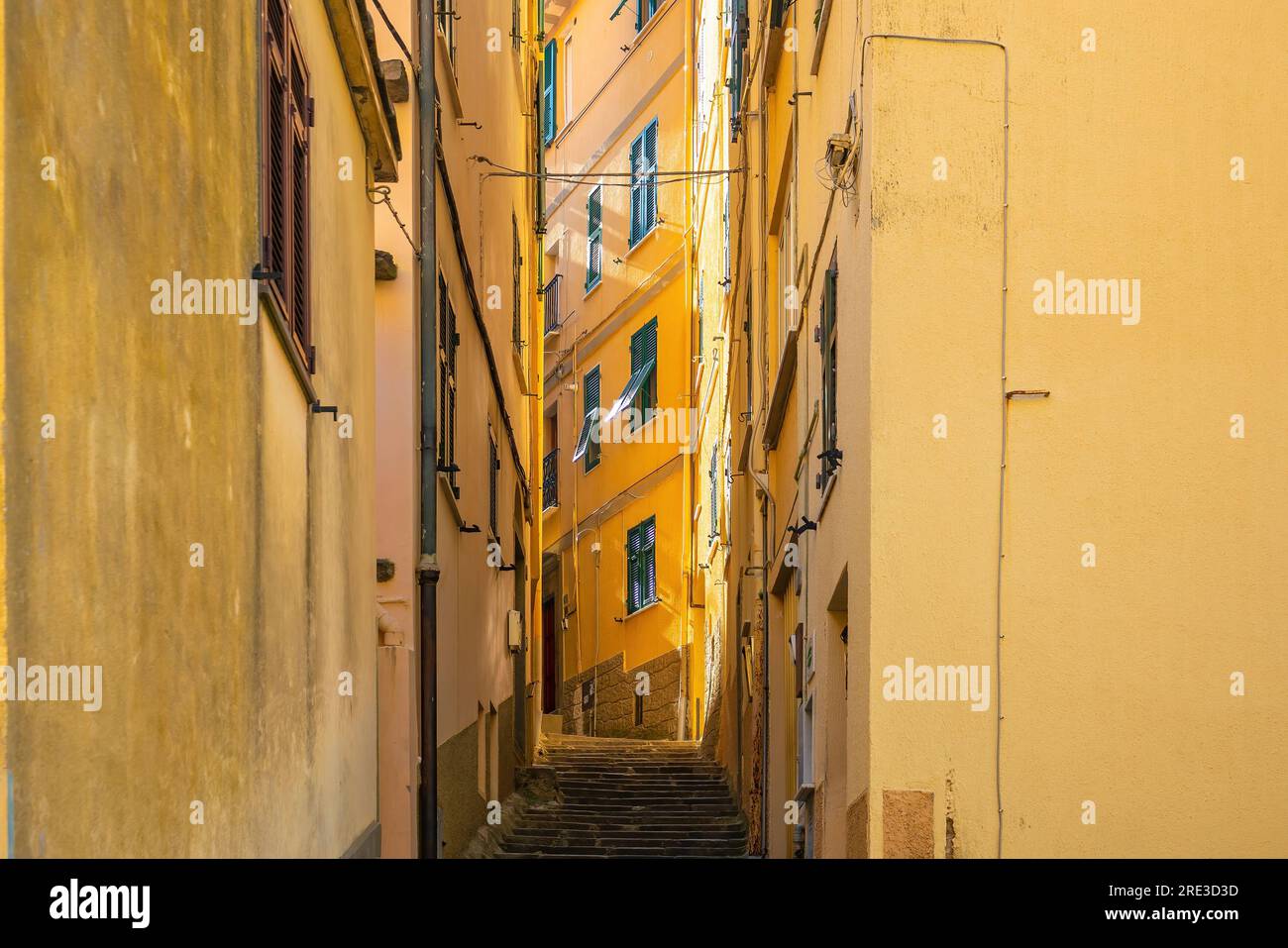 Colorful cityscape of buildings in Europe, Cinque Terre, traditional ...