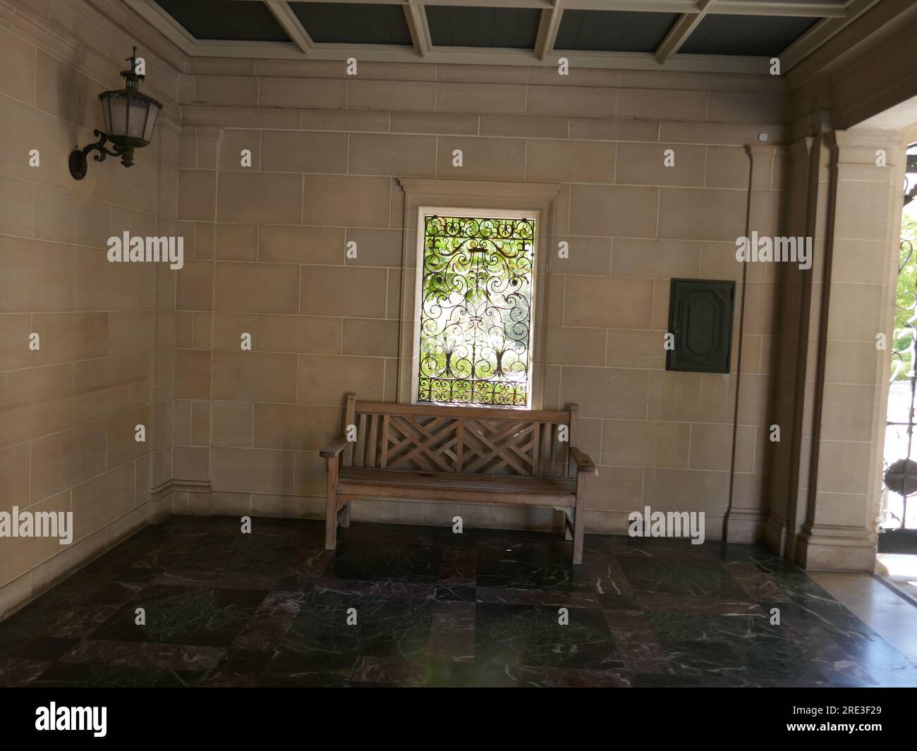 Doheny mansion hi-res stock photography and images - Alamy