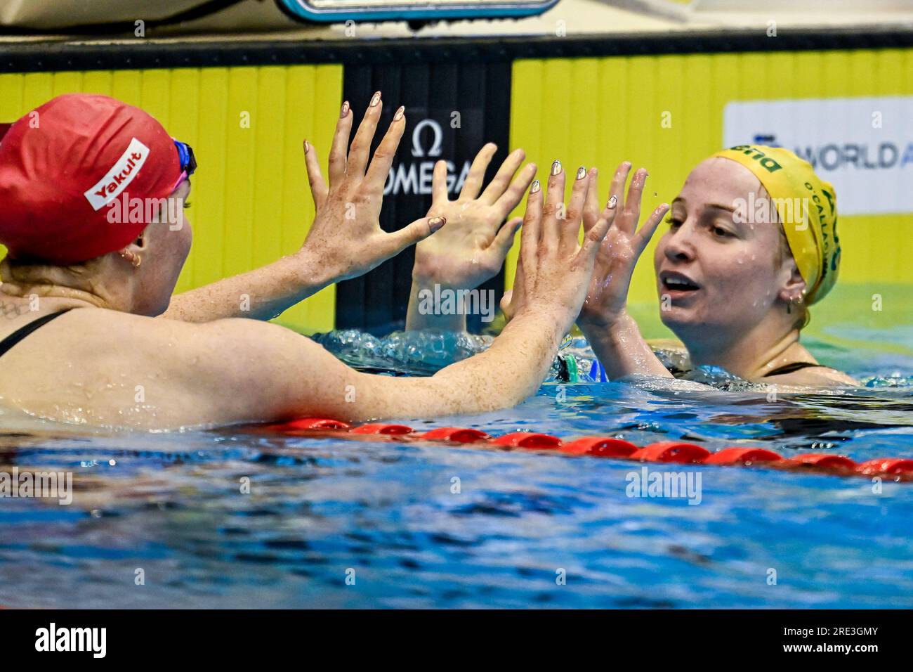 Freya Anderson of Great Britain and, Mollie O'callaghan of Australia ...