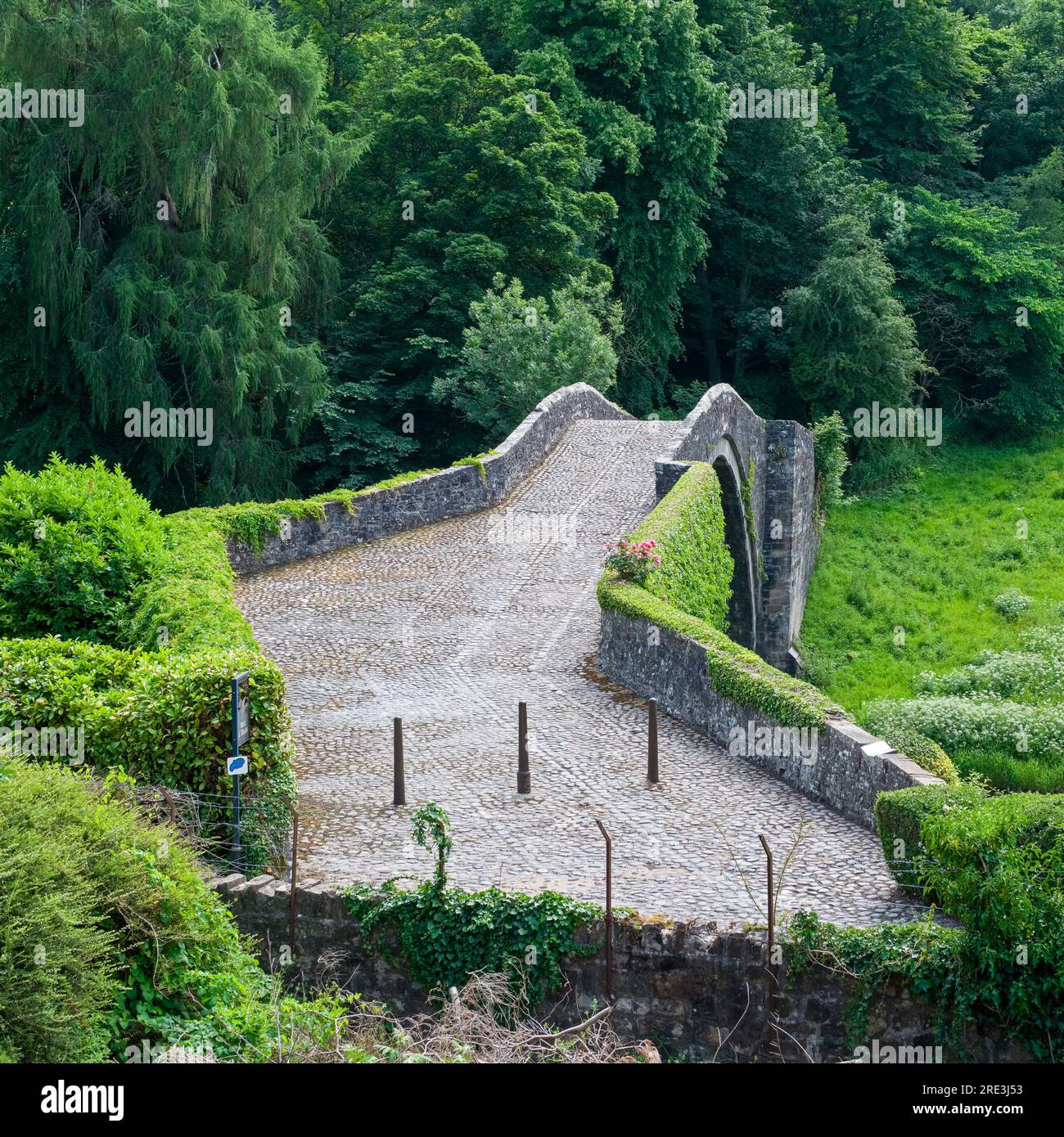 The Auld Brig better known as Brig o’ Doon in Alloway near Ayr in ...