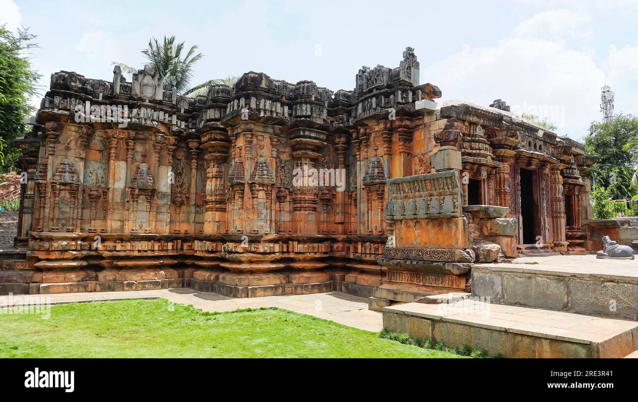 Beautifully Carved Temple Complex of Shri Chandramauleshwara Temple ...