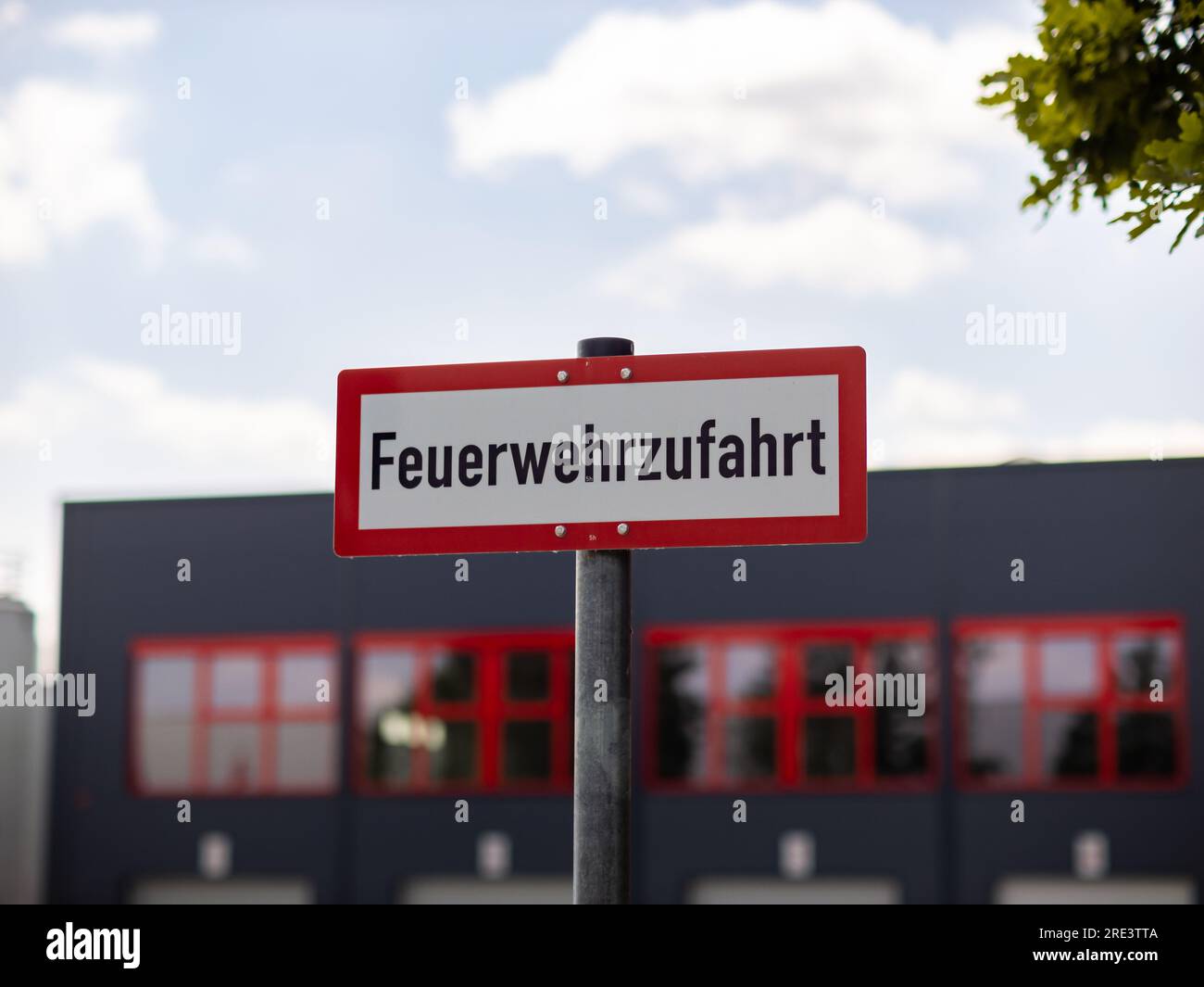 Feuerwehrzufahrt sign (fire brigade access road) in front of an ...