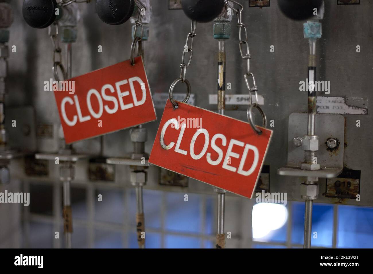 Factory safety signs hi-res stock photography and images - Alamy