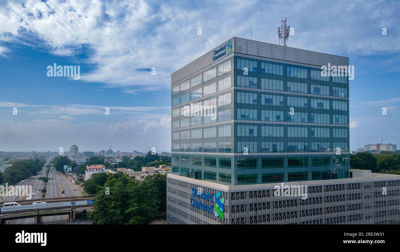 Stanchart Bank Ghana Tower Stock Photo - Alamy