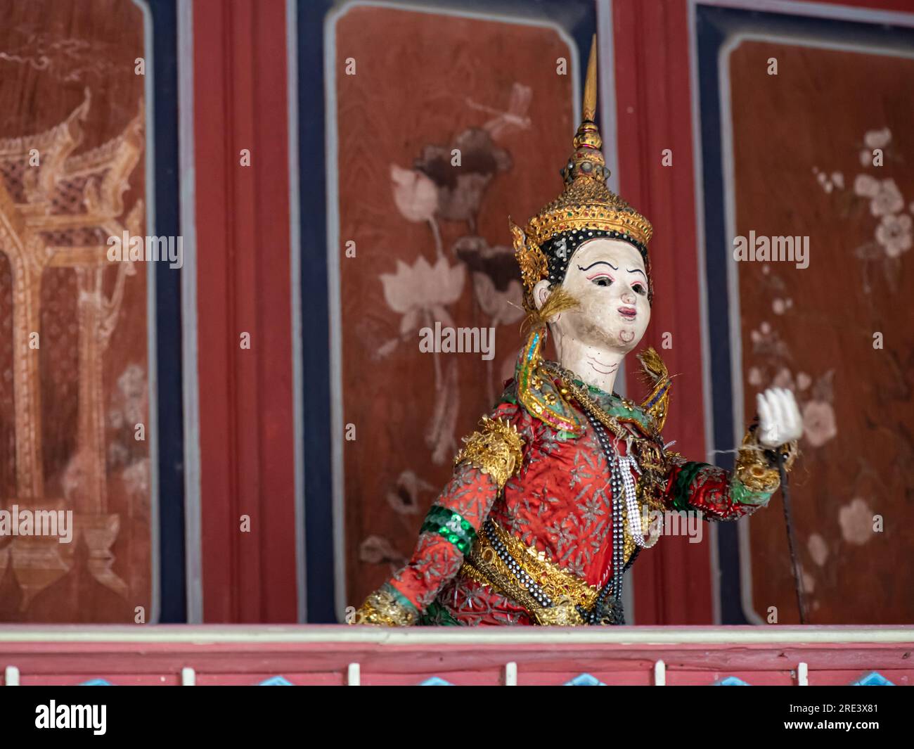 Dancing puppets hi-res stock photography and images - Alamy