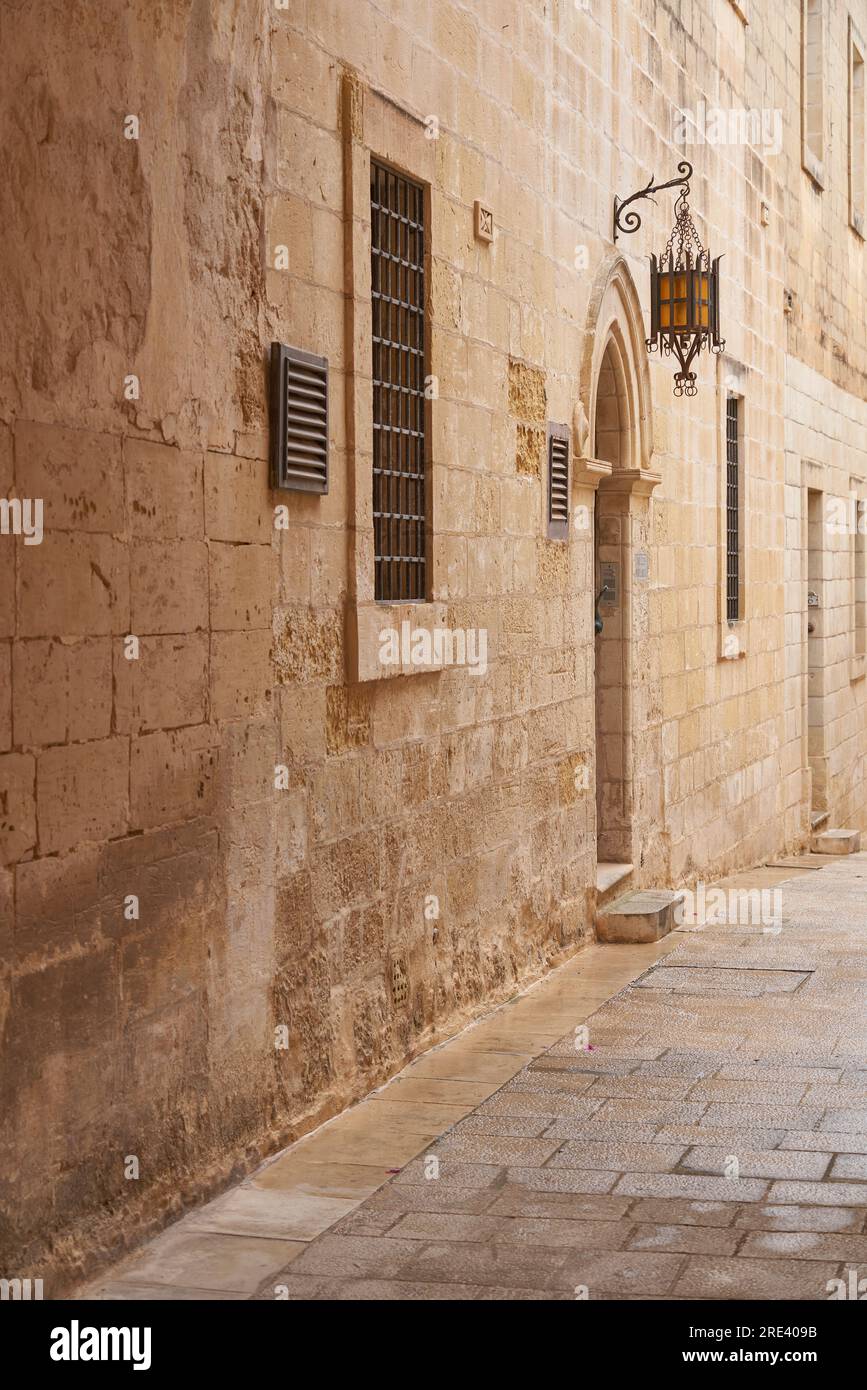 Narrow streets inside the historic fortified city of Rabat in Malta ...