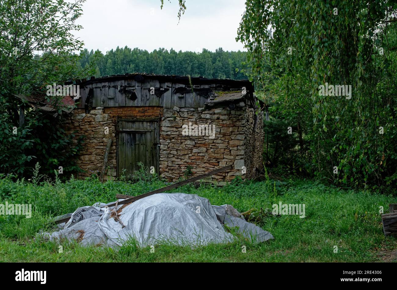 Old rural buildings in summer, Russia Stock Photo - Alamy