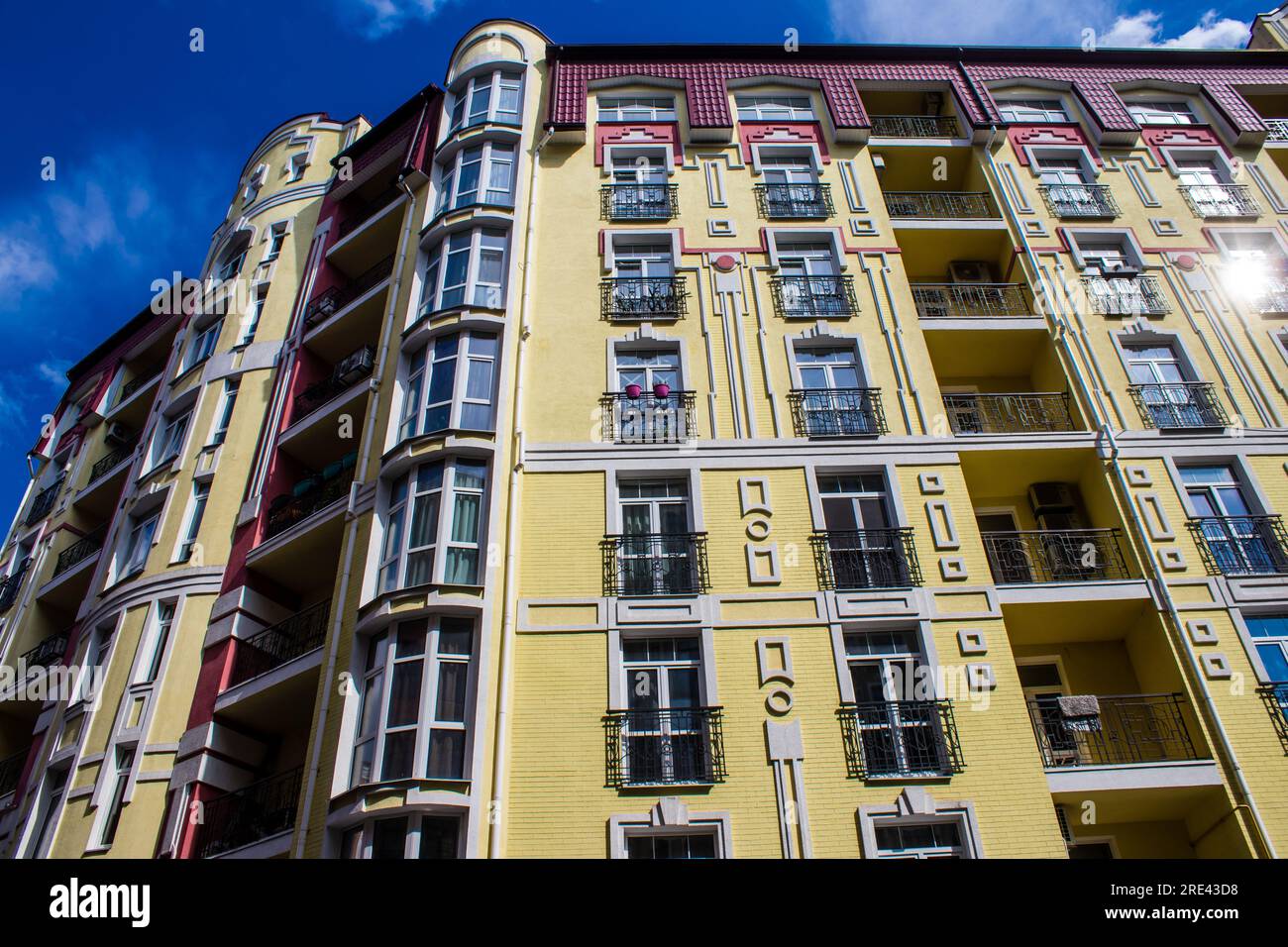 Facade of building in Kiev Vozdvizhenka, The Oligarch's Ghost Town ...