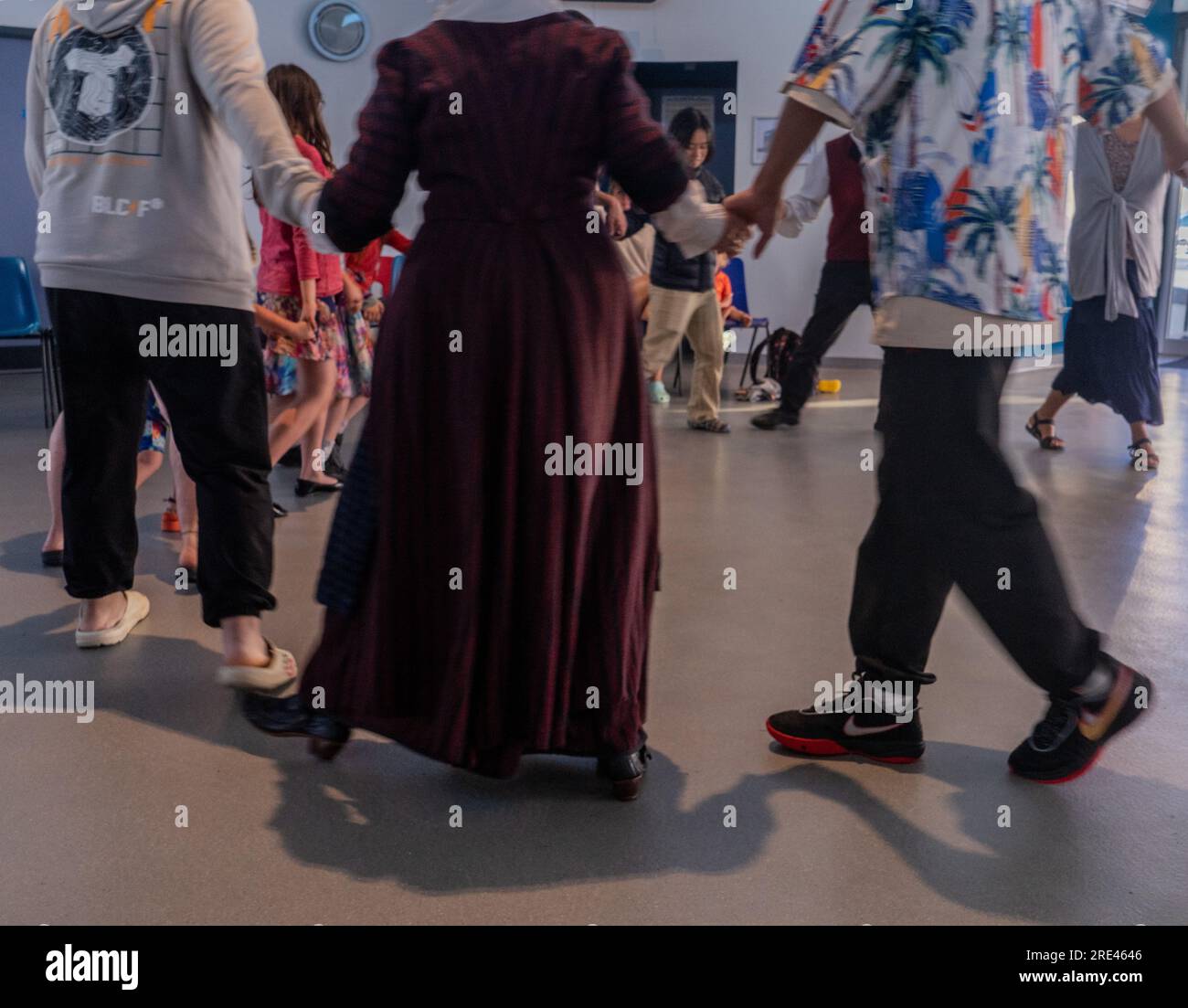 Welsh folk dance hi-res stock photography and images - Alamy