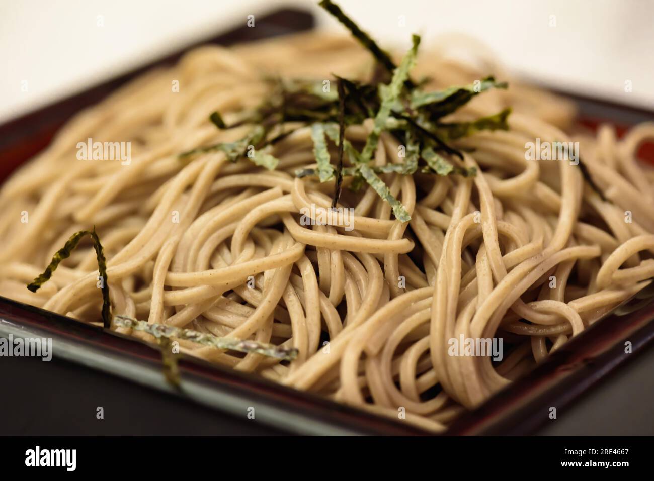 Close up cold soba noodles, Japanese foods, Zaru soba Stock Photo - Alamy