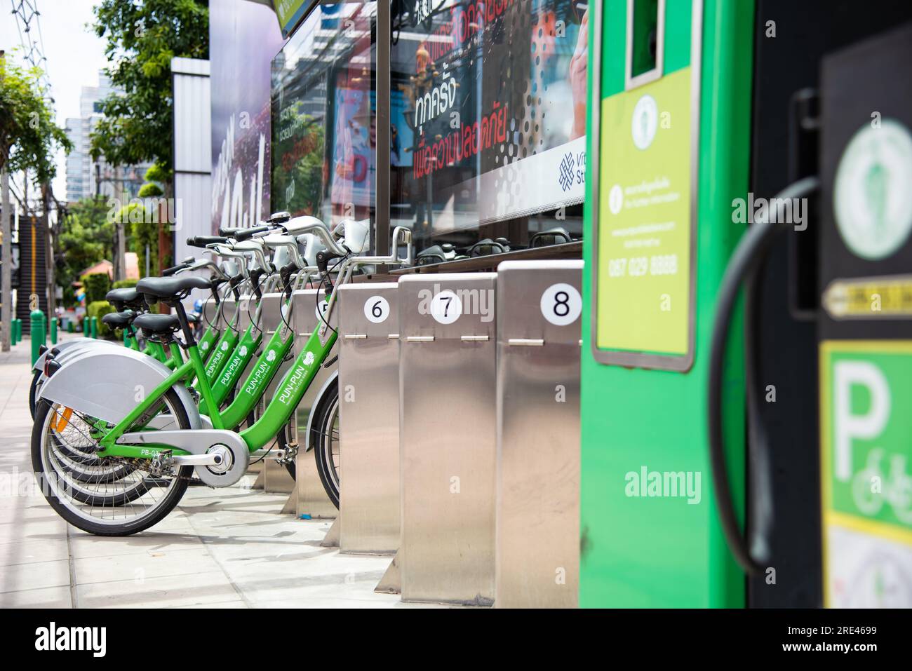 Bicycle service station hi-res stock photography and images - Alamy
