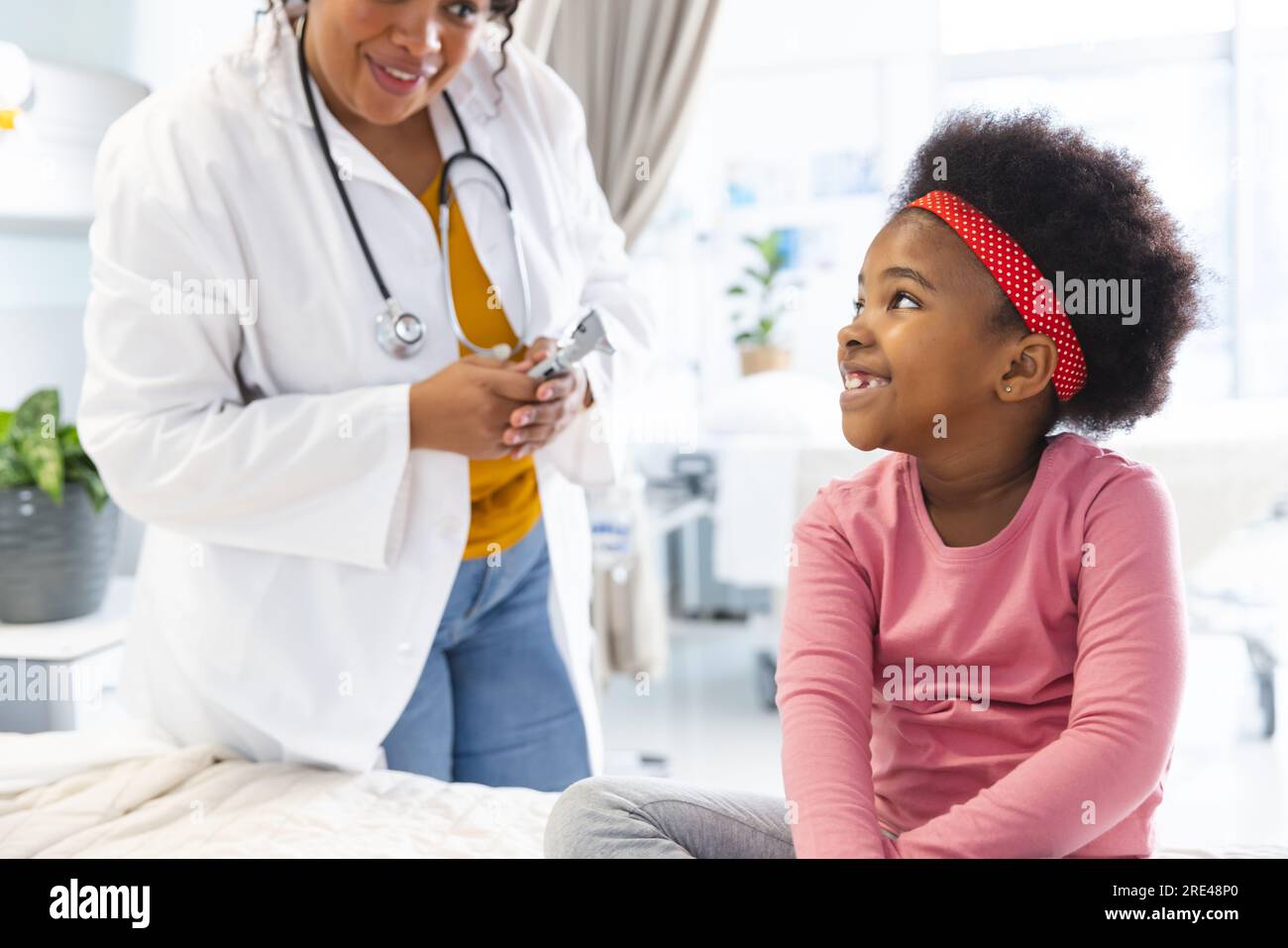 African american doctor patient talking hi-res stock photography and ...