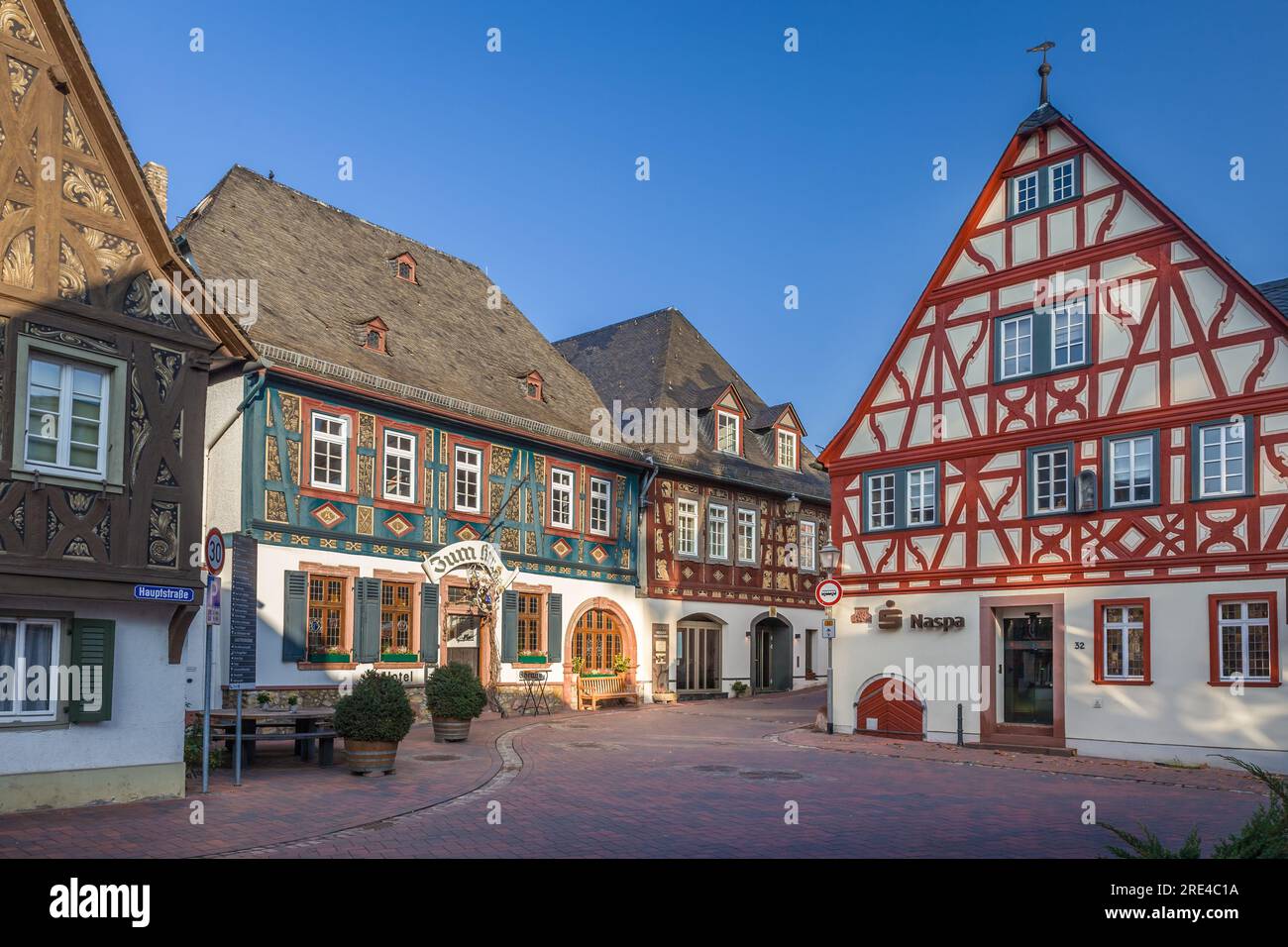 geography / travel, Germany, Hesse, Hattenheim, ADDITIONAL-RIGHTS ...