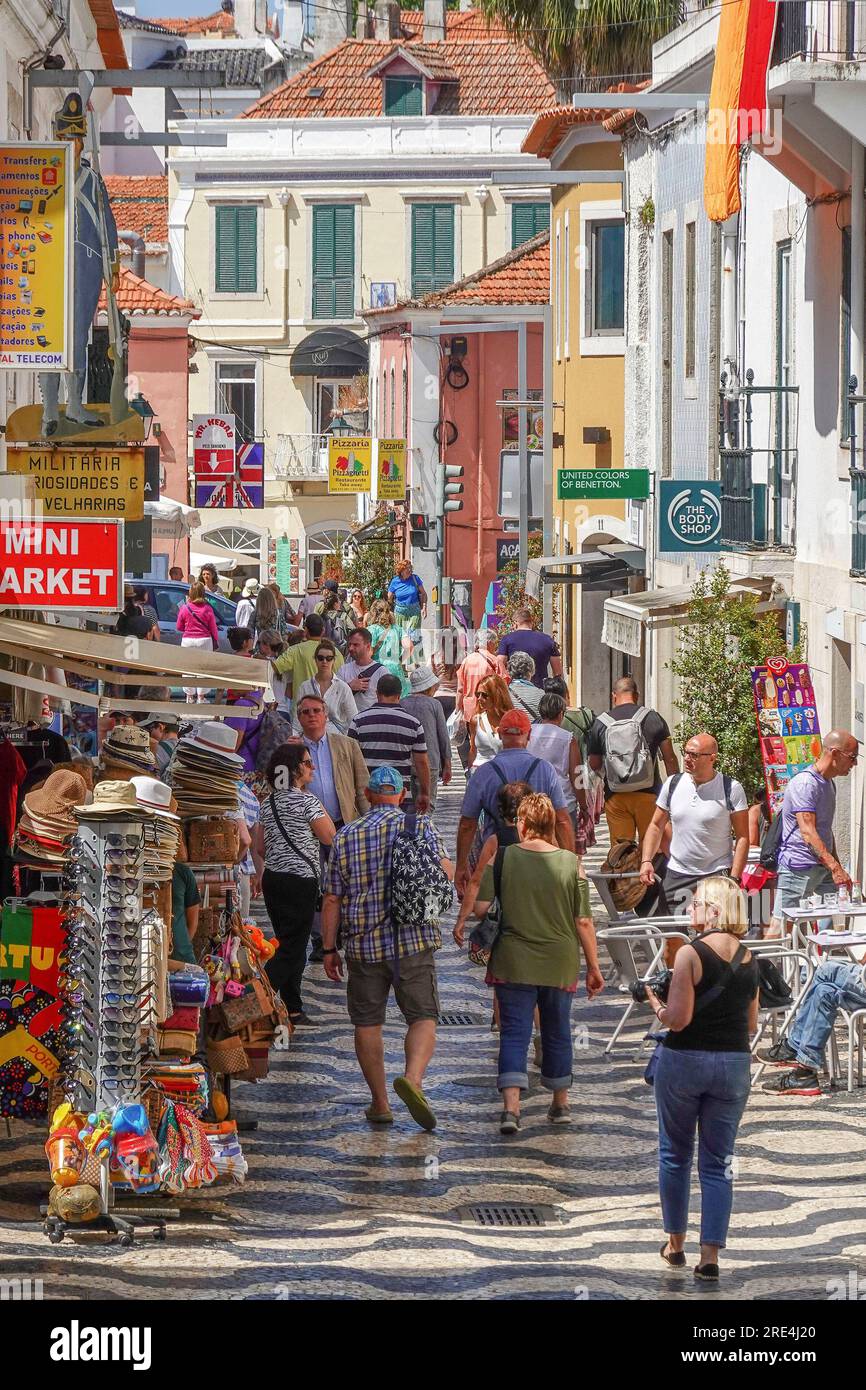 Quaint alleys hi-res stock photography and images - Alamy