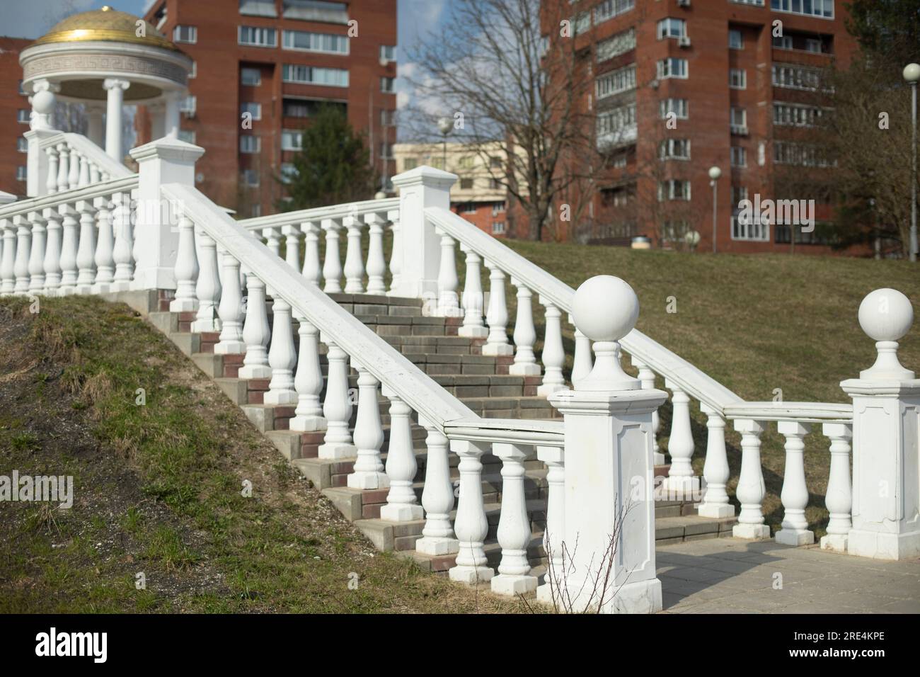 City classical architecture hi-res stock photography and images - Alamy